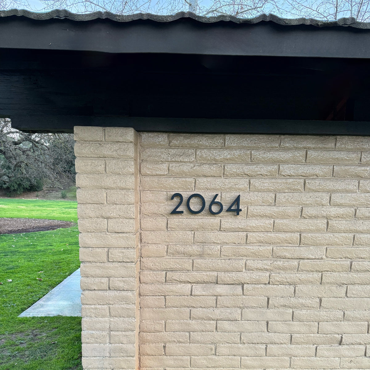 Selegna Solar House Address Numbers – Selegna Signs